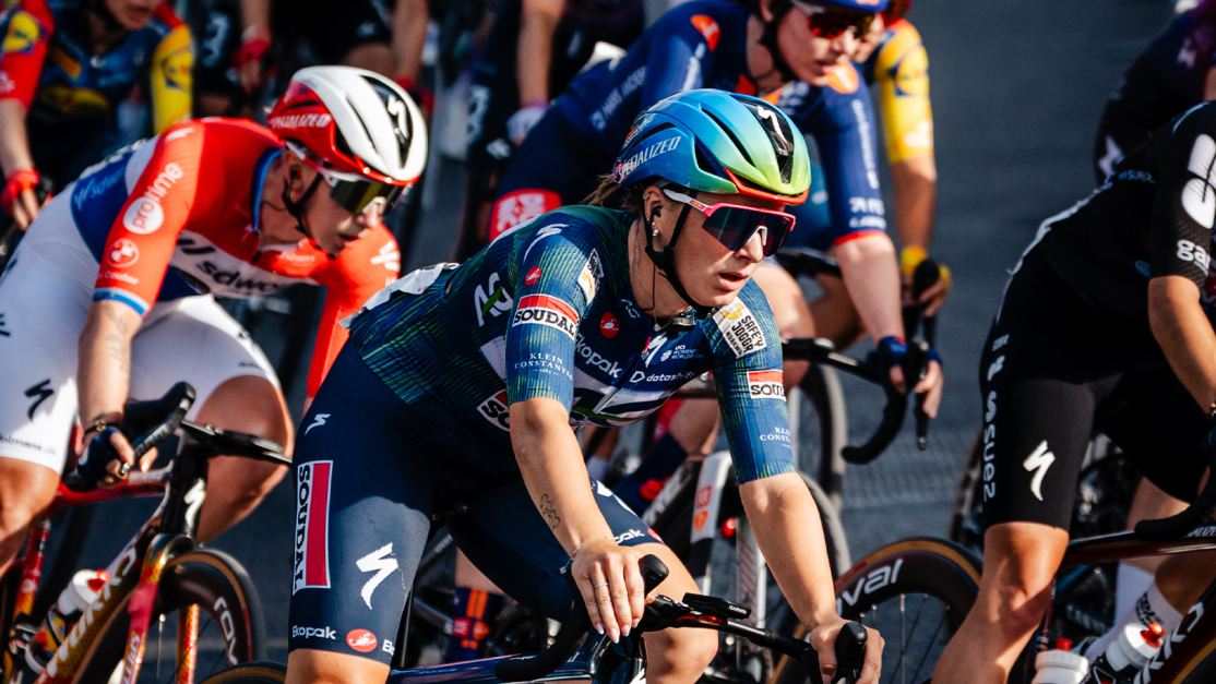 Verhulst-Wild sprint naar top 10 in openingsrit van de Giro Women